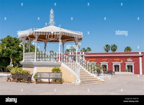 Le Kiosko Ou Gazebo Dans San Jose Del Cabos Place Principale Dans La