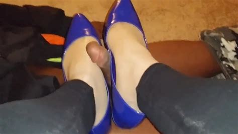 Pantyhose And Flats Bbc Footjob Shoejob Stockings Porn Xhamster