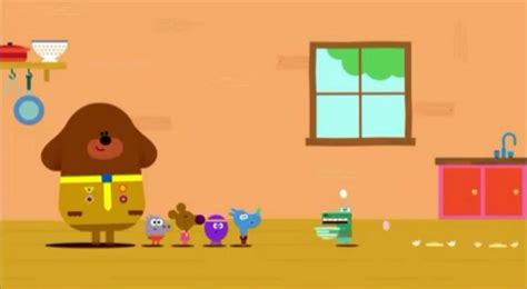 中文版嗨道奇第13集 阿奇幼幼园：小朋友们获得蛋饼徽章 亲子 早教 好看视频