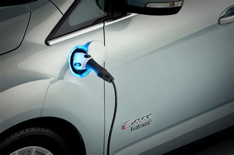 Electric Ford C Max Solar Energi Concept Goes Off The Grid