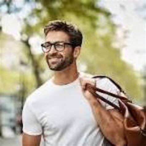 Saim Khan Freelancer Influencer Xing