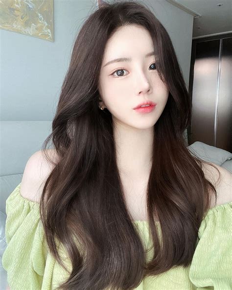 Pin By 김상학 남 On 여자고등학생 교복사진 Hair Styles Medium Length Hair Cuts Long Hair Cuts