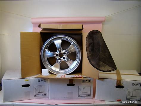 Netauktion 4st 18 Lättmetallfälgar Ace C053