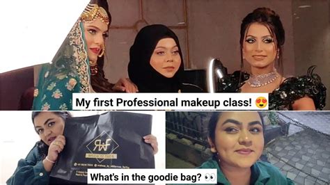 My First Professional Makeup Class 😍 Surat Vlog Youtube