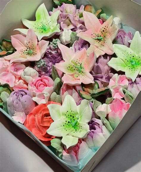 🌸ЗЕФІРНІ БУКЕТИ🌸ЗЕФІРНА ФЛОРИСТИКА💐КРИВИЙ РІГ🇺🇦 25см на 25см мікс