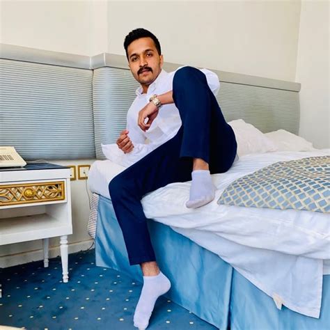 Az Lam Azlammuhd • Threads Say More