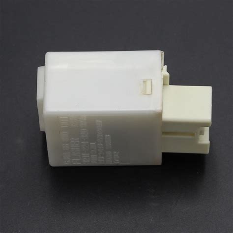 Relé flash automotriz se adapta a Ford Mazda 3211-224-320 GJ6A66830 ...