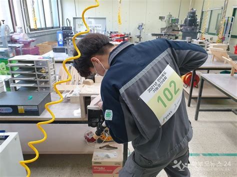 전북기계공고 전라북도 기능경기대회 16명 입상