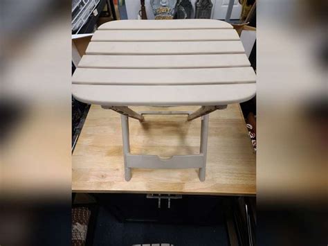 2 Plastic Collapsible Tables Northern Kentucky Auction Llc