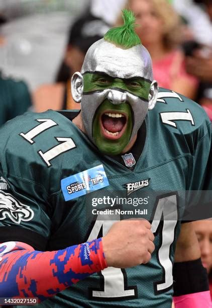 Philadelphia Eagles Fans Photos And Premium High Res Pictures Getty Images