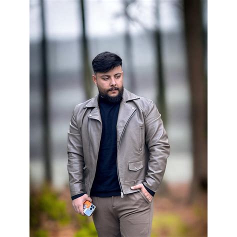 جواز سفر المملكة العربيه السعوديه ياسر جواد كاظم