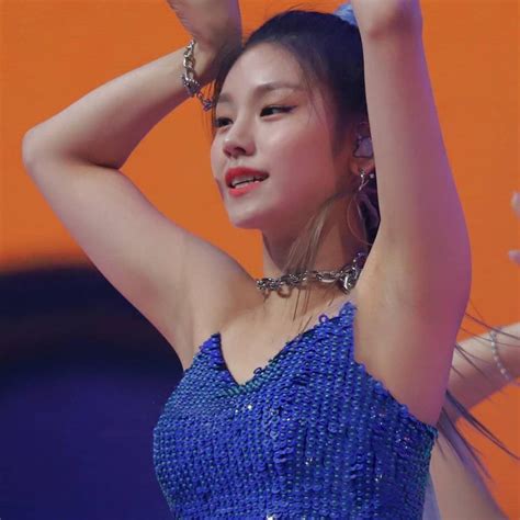 있지 예지 겨드랑이 한장 방송 연예 모바일 C