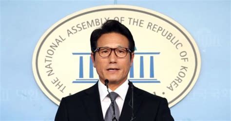 정병국 조국 박근혜·최순실보다 더하면 더했지 덜하지 않아