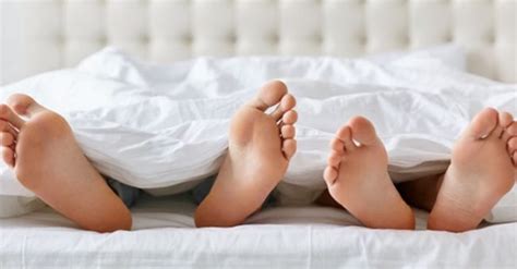 Posisi Seks Terbaik Sesuai Usia Mana Yang Paling Tepat Untuk Anda