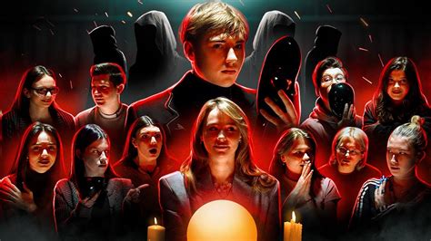 МАФИЯ с падающими стульями блогеры ОБМАНЫВАЮТ друг друга Youtube