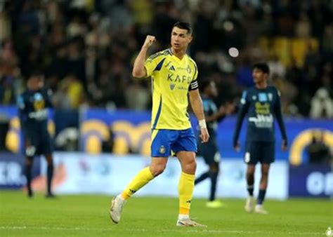 ساعت سوپرلاکچری رونالدو هنگام امضای قرارداد با النصر