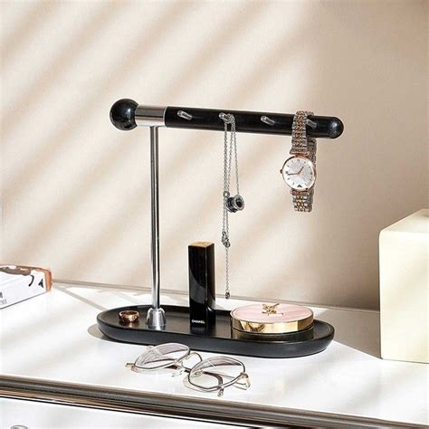 감성을더하다 인테리어 수전 장식품 홈웨어 생활용품 On Instagram 멤피스 레드볼 트레이 차키 열쇠 보관 악세사리 트레이 인테리어소품 감성을더하다키트레이