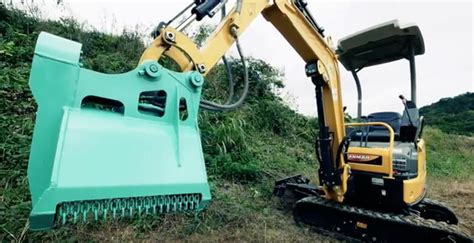 楽天市場3 OFFセールクサカルゴン タグチ工業 型式KS 17 雑木雑草竹やぶなどの草刈り機ハンマーナイフ方式パワー