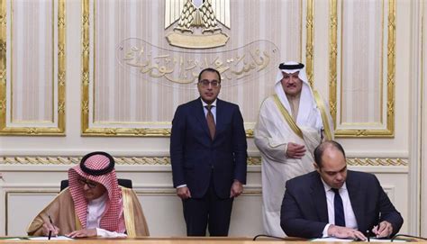 مصر والسعودية توقعان مذكرة تفاهم للتعاون في مجال تعزيز المنافسة ومكافحة