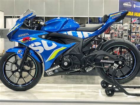 Suzuki Gsx R150 Vs S150
