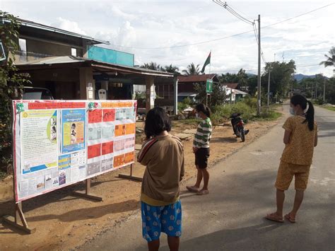 မေတ္တာမြို့၌ အသိပညာပေးနံရံကပ်စာစောင်များပြသ Information And Public Relations Department