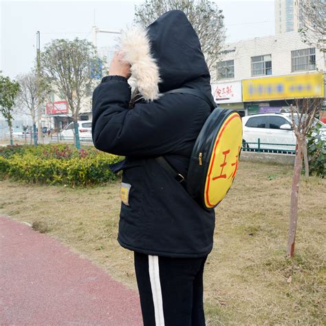 炫酷摩托车实习背包网红全新骑手防水背包印字反光双肩包机车装备 阿里巴巴