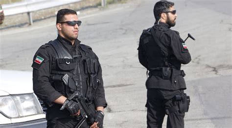 إيران تعلن إحباط محاولة اغتيال والد مهسا أميني