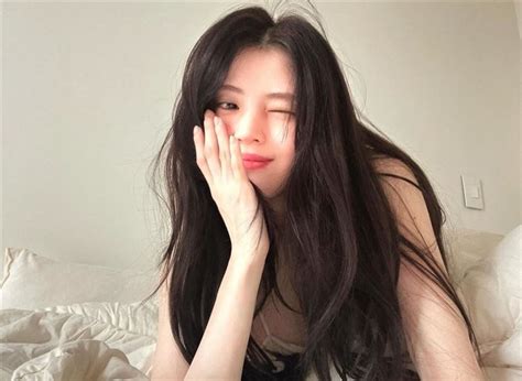歐膩太霸氣！韓韶禧「嘴叼筆蓋」簽名超圈粉 女粉絲一看全暴動 娛樂星聞