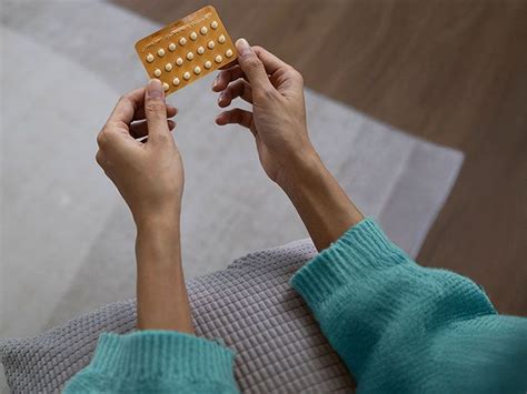 Can Hormonal Birth Control Delay The Start Of Menopause
