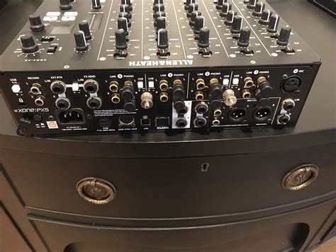 Xone:PX5 - Allen & Heath Xone:PX5 - Audiofanzine