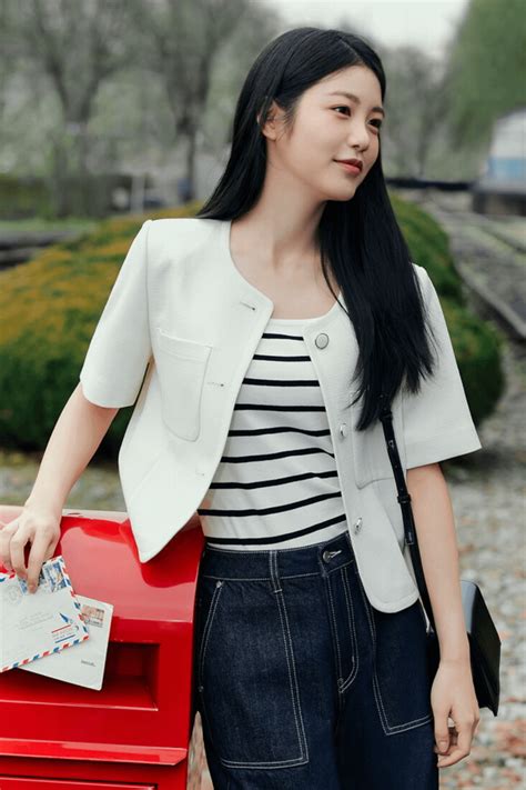 Shin Ye Eun R Kactress