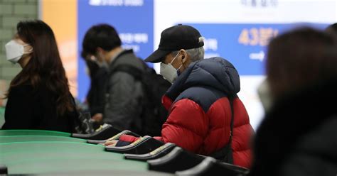 노인 대중교통 이용 82가 지하철무임승차 정부 객관적 연구 필요