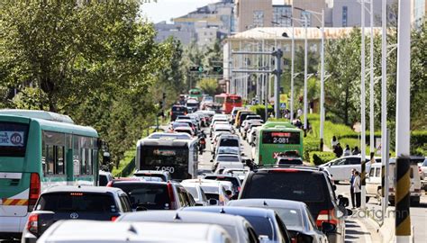 Автомашины улсын дугаарын тэгш сондгой хязгаарлалт хийх эсэх талаар санал авч байна