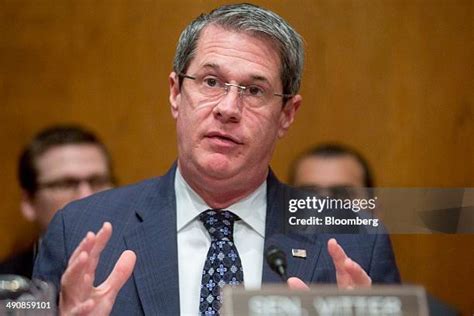 151 Senator Vitter Photos And High Res Pictures Getty Images