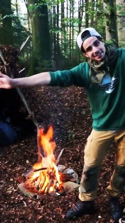 Unterwegs Im Wald Mit Übernachtung Bei Survival Skills Punktch Youtube