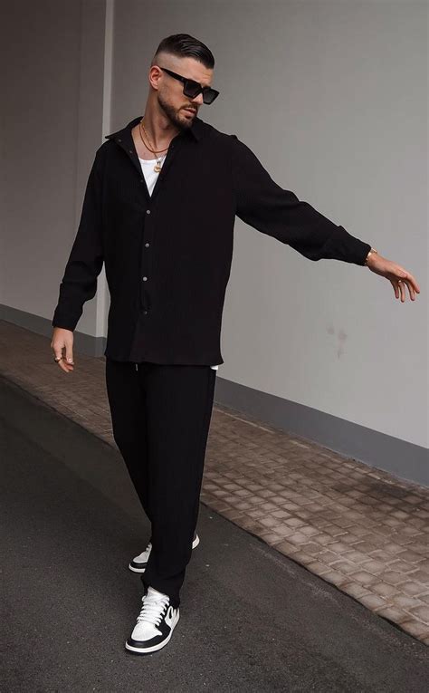 10 Incredible Ways To Stylishly Wear Black Shirt In 2023