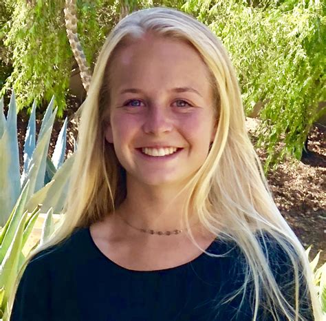 Sara Stones Instagram Twitter And Facebook On Idcrawl