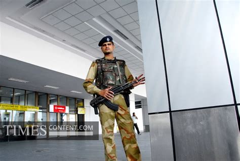 Commando News Photo A Cisf Commando Keeps A Vigil At Th
