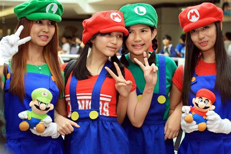 Super Maria Sisters By Rarevision On Deviantart