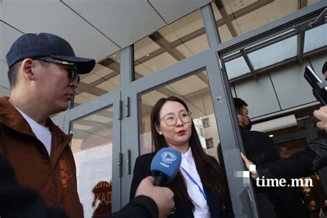 И Сарангэрэл Ц Анандбазартай нэг өрөөнд сууж хамтарч ажиллаж чадахгүй Энэ хүн Монголын хөл