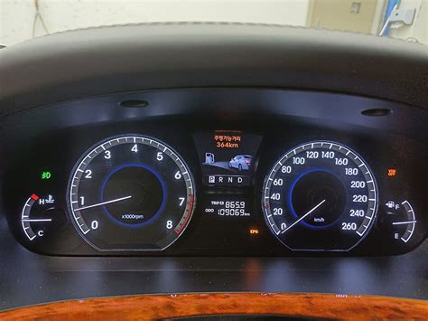 에쿠스 자동차 계기판에 Epb 경고등 들어와서 꺼지지 않음 에쿠스 주차 브레이크가 풀리지 않음 에쿠스 Epb 전자 파킹 브레이크 고장 수리제네시스 주차 브레이크가 잡힌