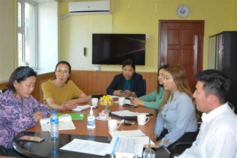 ТӨР ТӨРИЙН БУС БАЙГУУЛЛАГЫН ХАМТЫН АЖИЛЛАГААГ ӨРГӨЖҮҮЛЖ БАЙНА