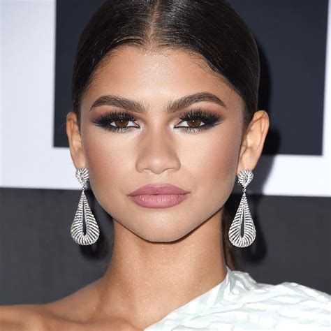 Makeup For Medium To Dark Skin Tones Saubhaya Makeup