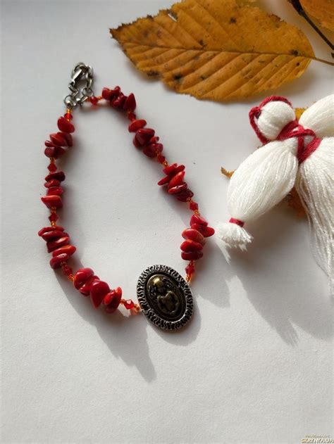 Купити Етно чокер з коралу з кулоном ангел нами Skrynya Ua