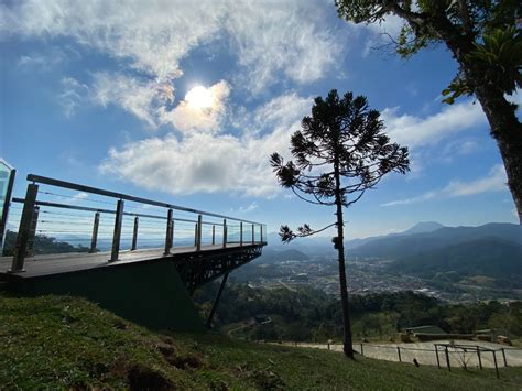 Artistas Vão Criar Esculturas Ao Ar Livre No Pico Malwee