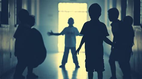 От днес регистър на педофилите слага край на достъпа им до работа с деца Новини бг