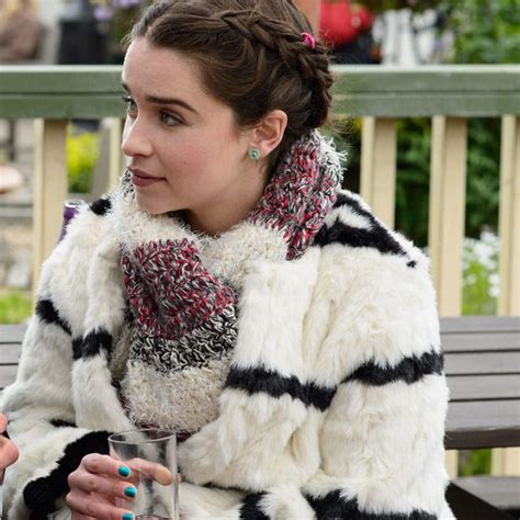 Emilia Clarkes Outfits In Me Before You An Abomination Clark Outfit