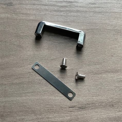 Strap Keeper 1 Inch 4pc Bedazzled Supplies