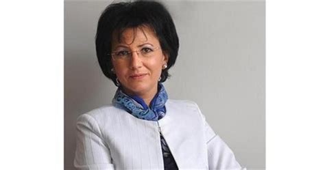 Румяна Арнаудова Задържани са нови петима корумпирани митничари