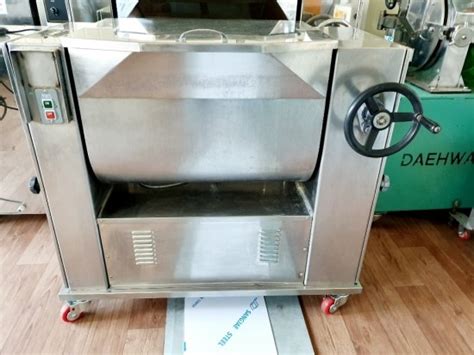 혼합기양념혼합기중고혼합기중고양념혼합기양념섞는기계식품기계중고식품기계황학동전주식품기계진경식품기계배합기교반기중고배합기중고교반기깍두기혼합기무혼합기쭈꾸미